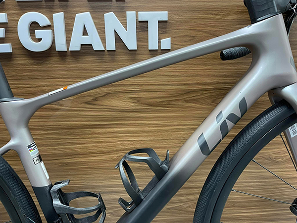 Mua bán Xe đạp đua LIV AVAIL ADV 3 GC 2024 giá rẻ, chính hãng